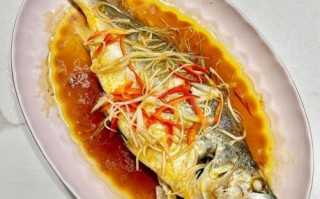 清蒸黄花鱼怎么做好吃_清蒸黄花鱼的家常做法步骤