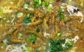 酸辣小鱼汤怎么做_酸辣小鱼汤的做法窍门