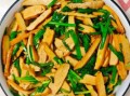 干豆腐炒韭菜怎么做_干豆腐炒韭菜的家常做法