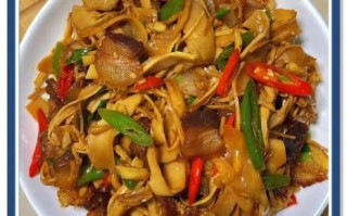 小竹笋炒腊肉怎么炒才脆嫩_小竹笋炒腊肉要不要焯水