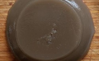 红薯淀粉做凉粉怎么做_红薯淀粉凉粉比例是多少