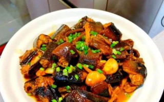 黄鳝怎么烧好吃_黄鳝红烧还是清蒸更香
