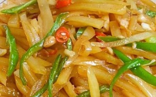 酸辣土豆丝怎么炒才脆_酸辣土豆丝要不要焯水