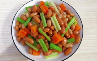 水煮五香花生米怎么做_水煮花生放什么香料