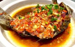 酥鲫鱼怎么做_酥鲫鱼的家常做法步骤