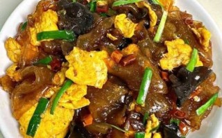 辣椒粉皮炒鸡蛋怎么做_辣椒粉皮炒鸡蛋热量高吗