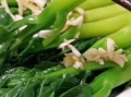 清炒芥兰怎么做_清炒芥兰焯水几分钟