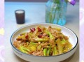 花菜炒五花肉怎么做_花菜炒五花肉的家常做法