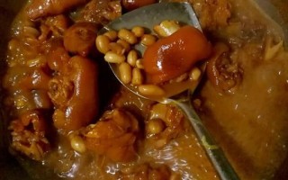 花生焖猪蹄怎么做_花生焖猪蹄高压锅多久