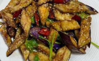 酸甜风味茄子怎么做_茄子不吸油技巧