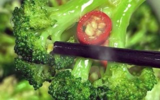 西兰花怎么炒好吃_西兰花炒几分钟才脆绿 西兰花怎么炒好吃_西兰花炒几分钟才脆绿