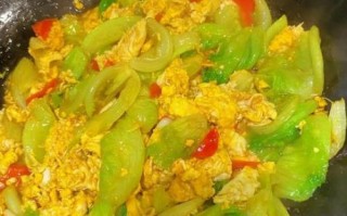 生菜炒鸡蛋怎么做_生菜炒鸡蛋的家常做法