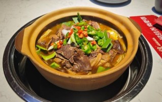 牛肉砂锅怎么做好吃_牛肉砂锅做法步骤