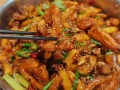 香辣土豆干锅鸡怎么做_干锅鸡不入味怎么办