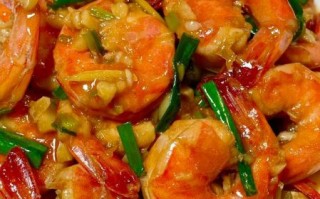 家常油焖大虾怎么做_油焖大虾简单做法