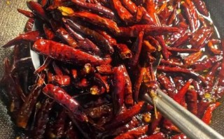 花生辣椒酱怎么做_花生辣椒酱配方比例