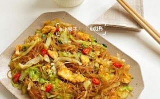 鸡蛋圆白菜炒粉丝怎么做_粉丝粘锅怎么办
