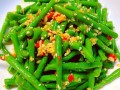 凉拌豆角怎么做好吃_凉拌豆角的家常做法窍门