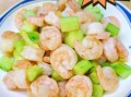 清炒虾仁怎么炒才嫩_清炒虾仁去腥技巧