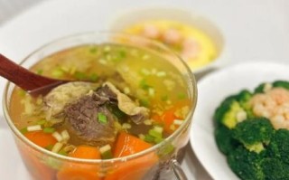 胡萝卜牛肉汤怎么炖才软烂_胡萝卜牛肉汤需要焯水吗