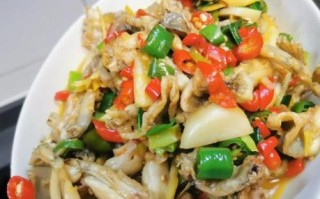 田鸡可以炒什么一起吃_田鸡炒什么菜最香