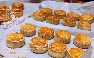 蛋黄豆沙月饼怎么做_豆沙月饼皮配方比例