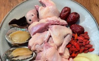 鸽子鲍鱼汤的功效与作用_鸽子鲍鱼汤适合什么人喝