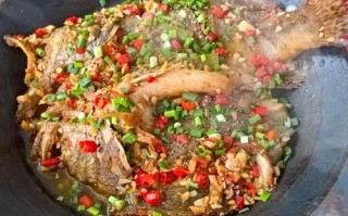 臭鳜鱼怎么烧好吃_臭鳜鱼家庭做法