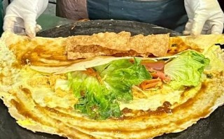 正宗山东杂粮煎饼果子怎么做_哪里学最靠谱