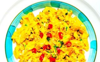 蛤蜊肉怎么炒不腥_蛤蜊肉焯水还是直接炒