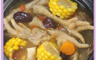 煲鸡脚汤放什么材料好喝_鸡脚汤怎么煲才香