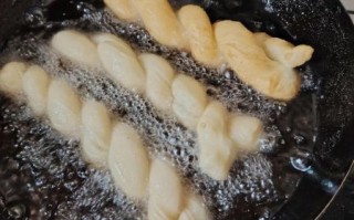 家庭油条制作方法_不用泡打粉怎么做油条