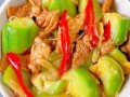 丝瓜炒肉片怎么炒_丝瓜炒肉片的家常做法