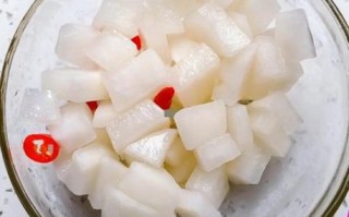 韩式酸甜爽口白萝卜怎么做_保存多久不变味