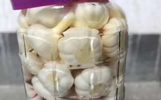 糖醋蒜瓣最简单的腌制方法_新手零失败比例