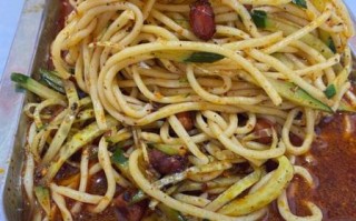凉拌担担面怎么做_凉拌担担面配料窍门