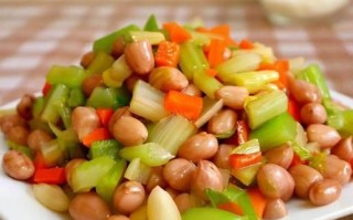 芹菜花生米凉菜怎么做_芹菜花生米凉拌技巧