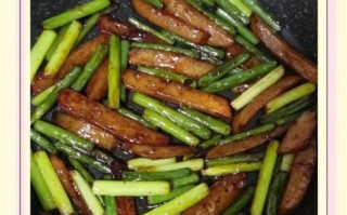 蒜苔炒土豆丝怎么做_蒜苔土豆丝的家常做法