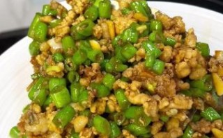 豆角炒肉末怎么做_豆角炒肉末要不要焯水