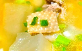 酸萝卜老鸭汤可以放什么配菜_老鸭汤配菜推荐