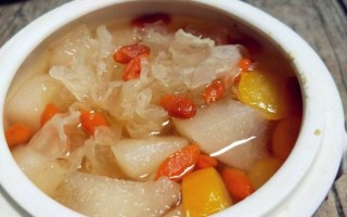 冰糖梨怎么做止咳_冰糖梨适合什么人吃