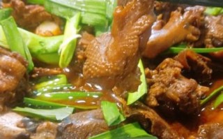 鸭子火锅怎么做_鸭子火锅家常做法