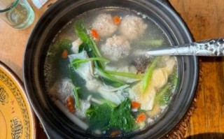 砂锅丸子汤怎么做_砂锅丸子汤的做法窍门 砂锅丸子汤怎么做_砂锅丸子汤的做法窍门