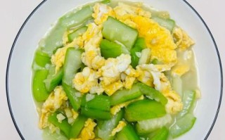 丝瓜怎么做好吃_丝瓜炒蛋的做法窍门