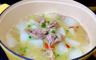 萝卜炖排骨怎么做好吃_萝卜炖排骨的家常做法