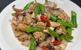鱿鱼怎么炒好吃又嫩_家常鱿鱼做法大全