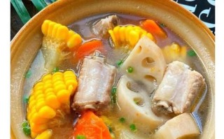 胡萝卜莲藕排骨汤怎么做_孕妇可以喝吗