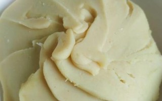 莲蓉可以做什么美食_莲蓉馅怎么做好吃