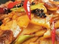 回锅肉炒土豆片怎么做_回锅肉炒土豆片先炒哪个