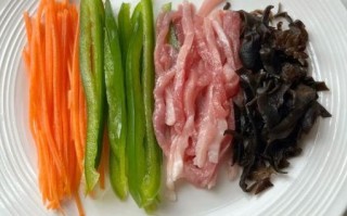 鱼香肉丝怎么炒好吃又简单_家常做法